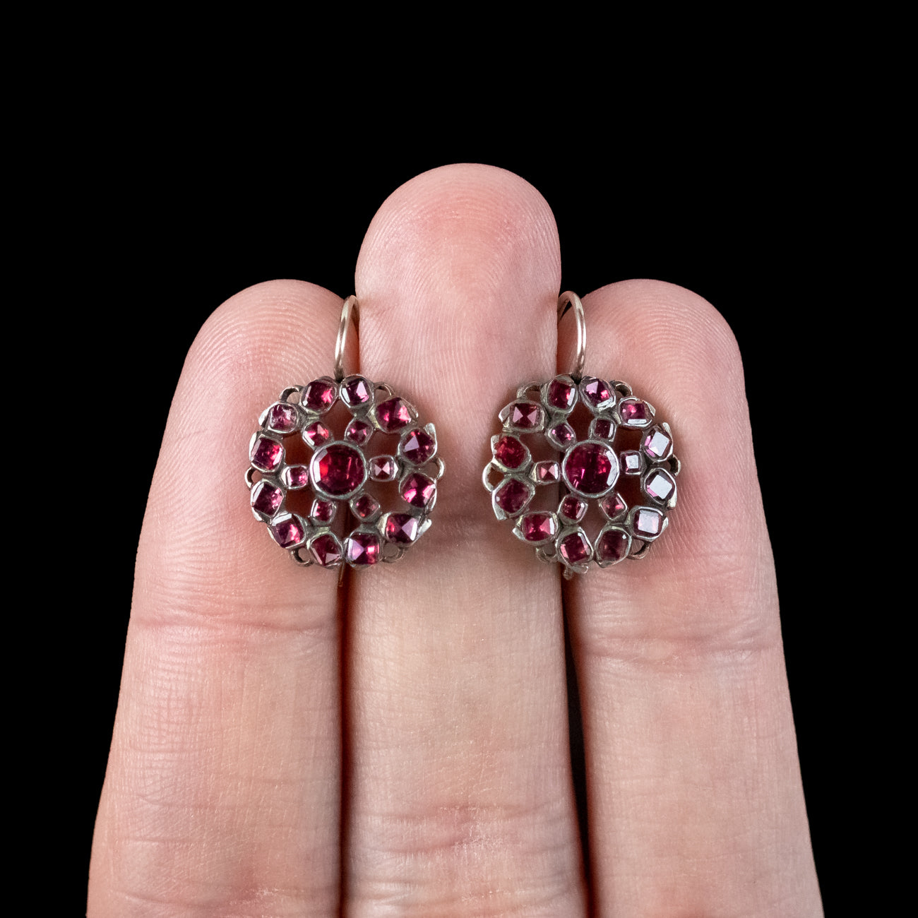 Antique Georgian Garnet Cluster Earrings – Laurelle Antique Jewellery