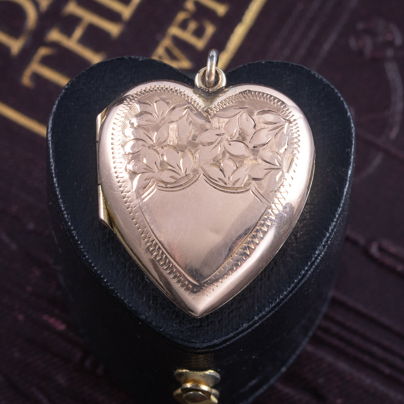 Victorian 9ct Gold Heart Locket | – Laurelle Antique Jewellery