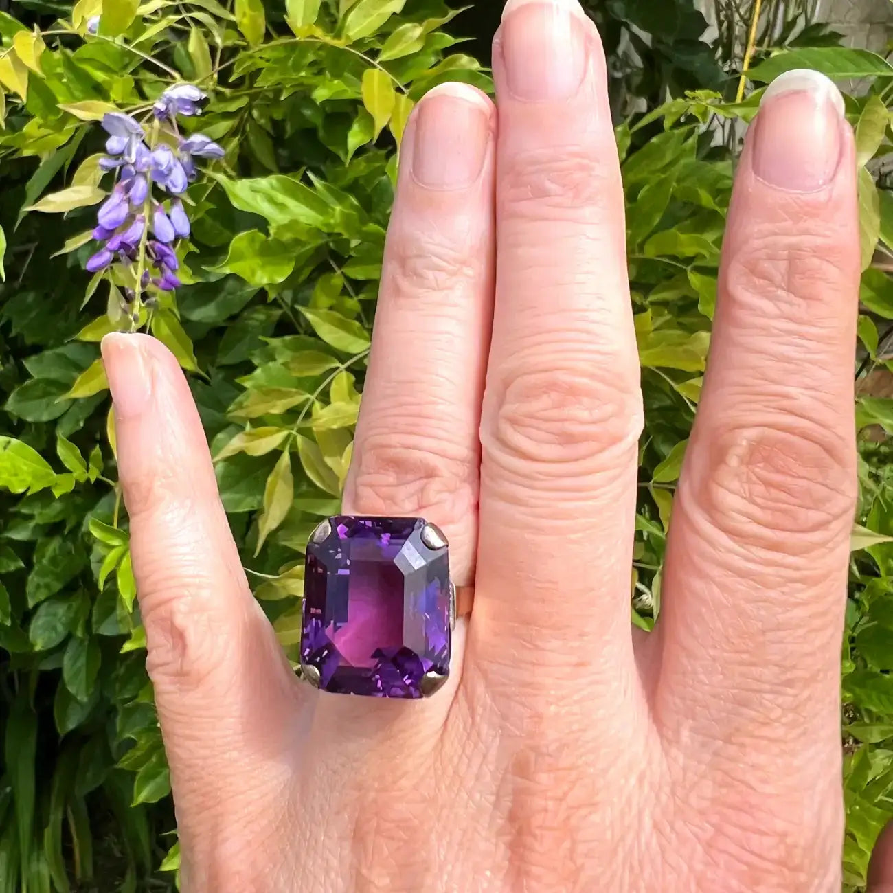 Art Deco Amethyst Cocktail Ring | Shop Now – Laurelle Antique Jewellery