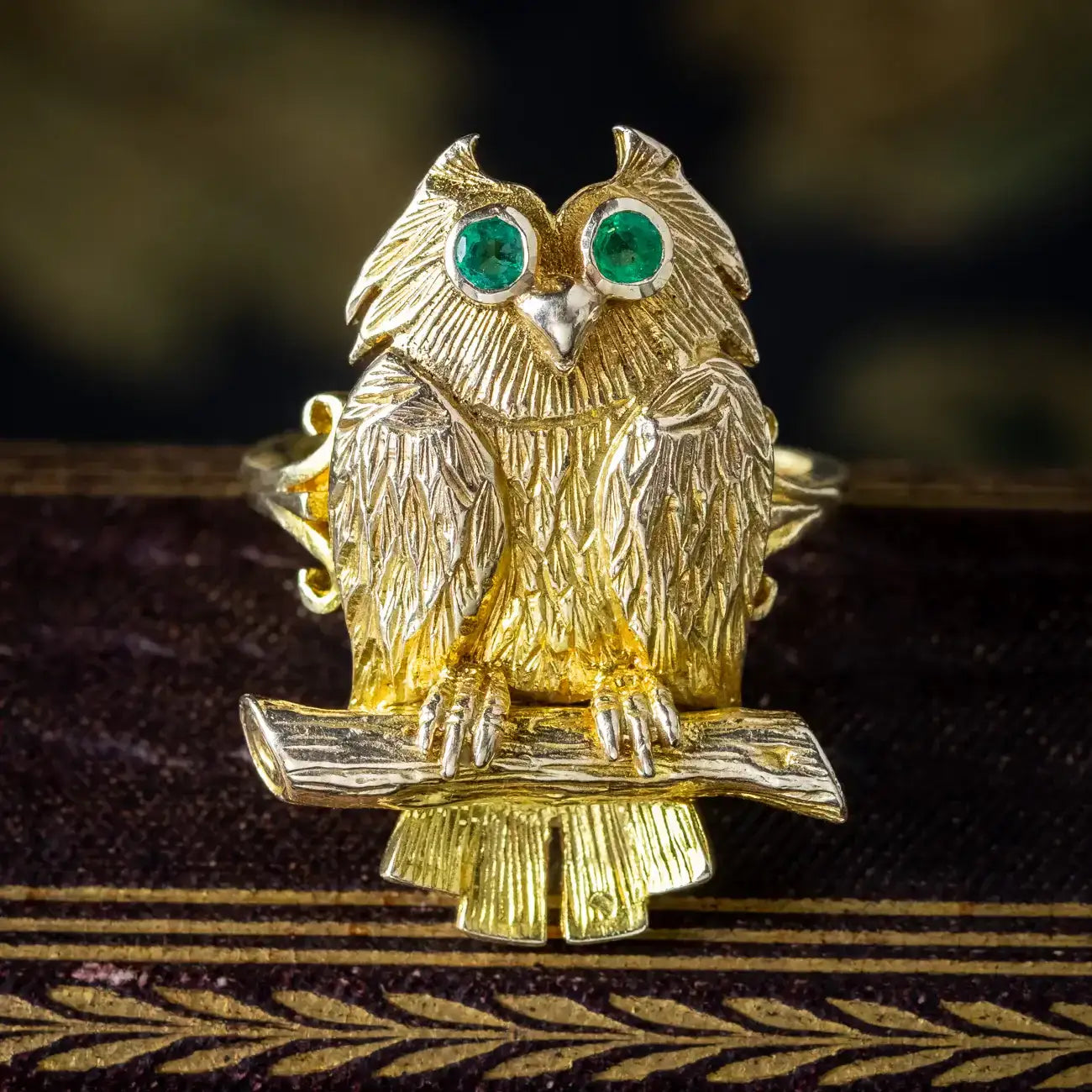 Vintage Emerald Owl Ring | – Laurelle Antique Jewellery
