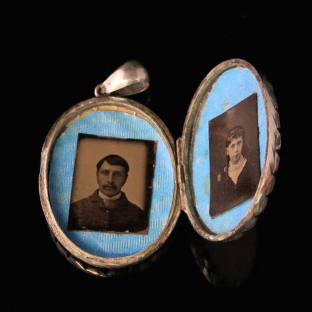 Antique Large Victorian Silver Gold Leaf Locket – Original Tin Photogr ...