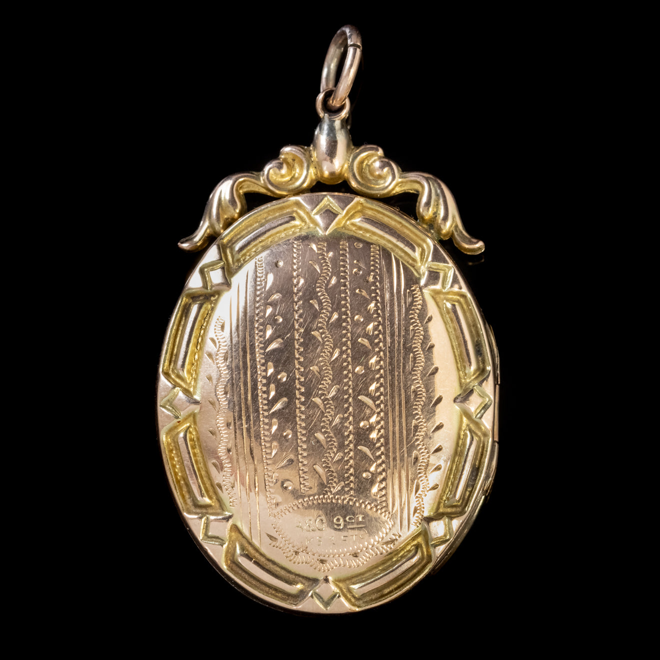 Antique Victorian 9ct Yellow Gold Locket Circa 1880 – Laurelle Antique ...